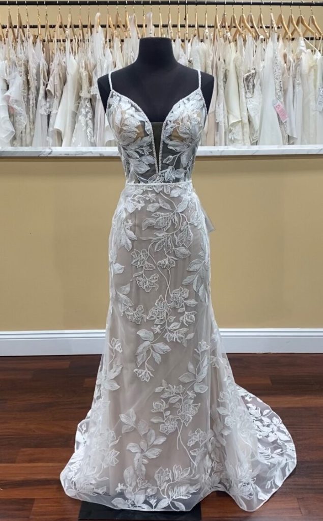 Featured Wedding Dress: Paloma from Wtoo By Watters - Darianna Bridal ...